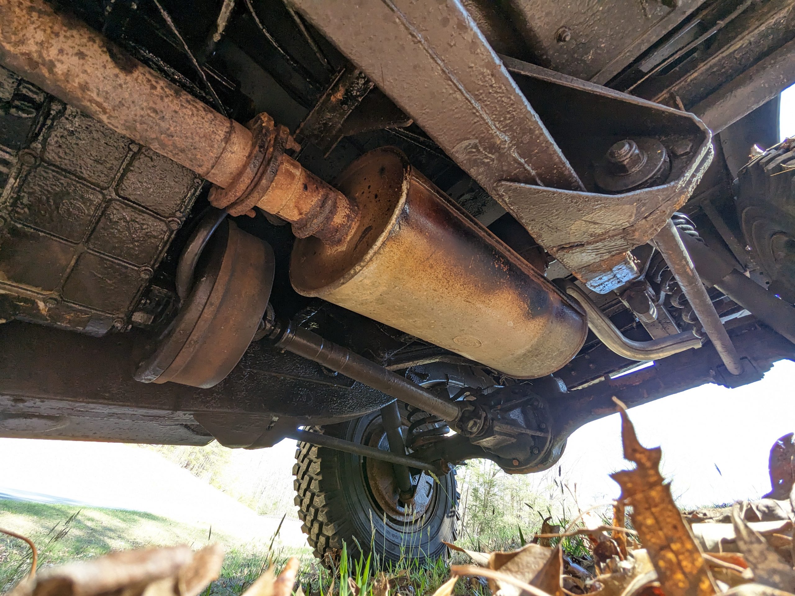 1998 Land Rover Defender 90 Wolf 300TDi - Wolf and Mare