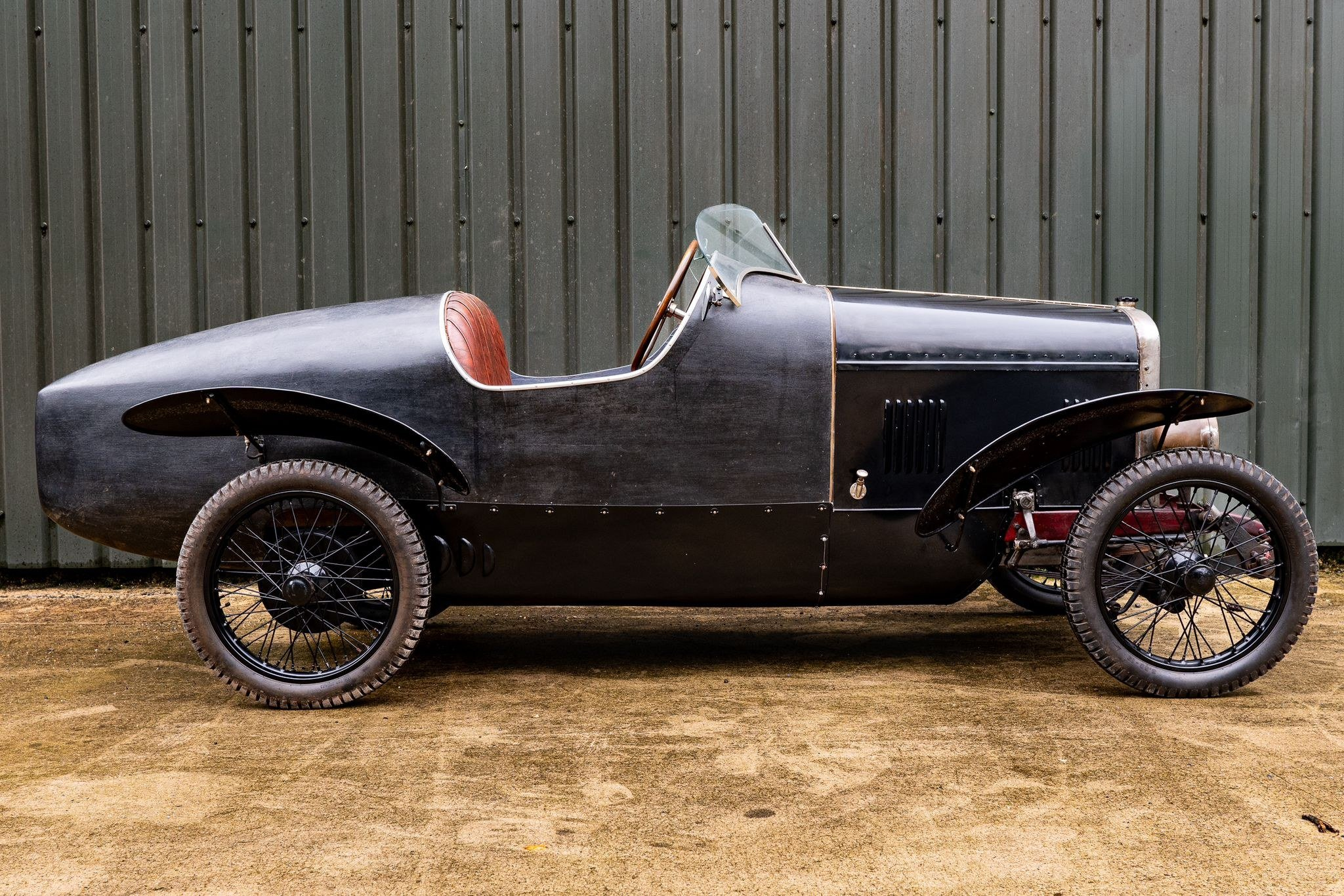 5 Affordable (and Cool) Pre-War Cars - Wolf and Mare