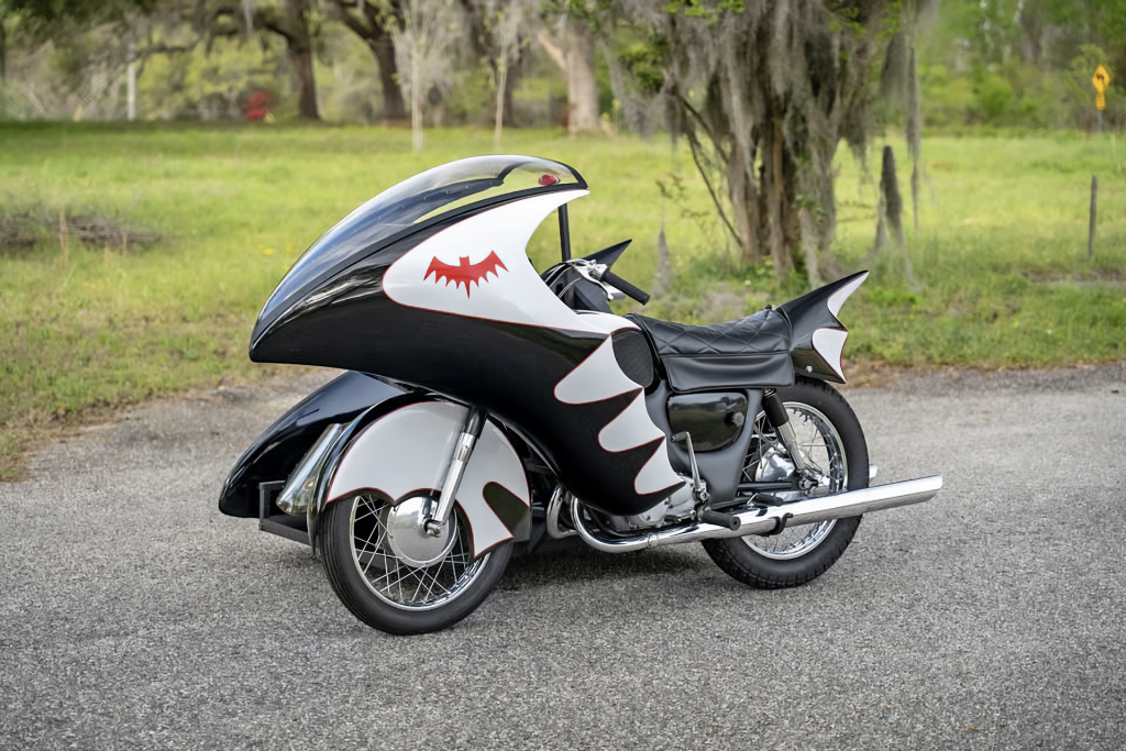 To the Bat-Cycle! Yamaha YM1 Bat-Cycle Replica - Wolf and Mare
